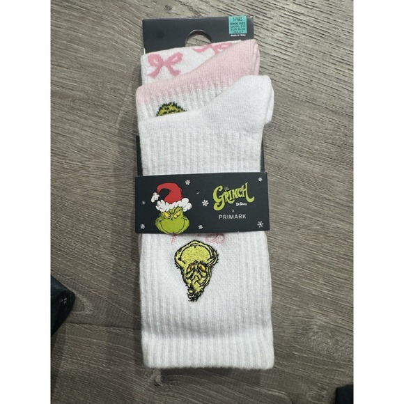 Primark | Accessories | New Grinch Socks 3 Pack X Primark Size 47 ...